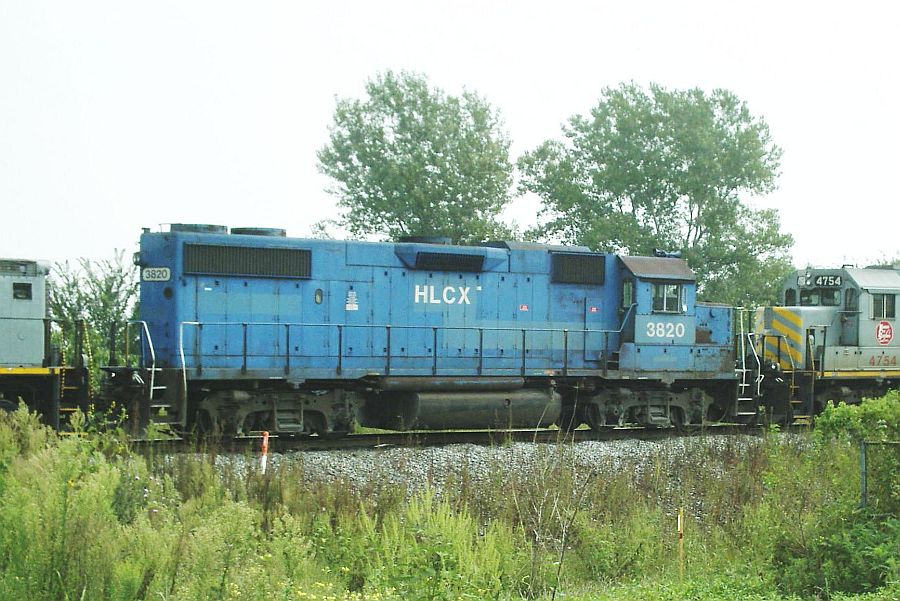 HLCX GP 38-2 3820